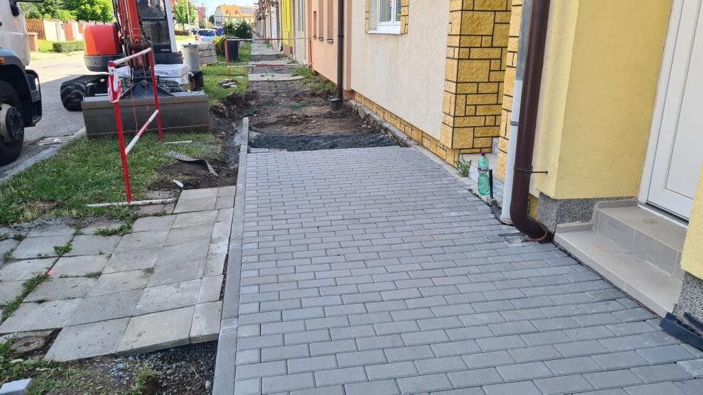 Oprava chodníků 2022 - ul. Západní | Prostějov